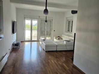 92m² 800€
Beograd, Zvezdara, Olimp, Mite Ružića