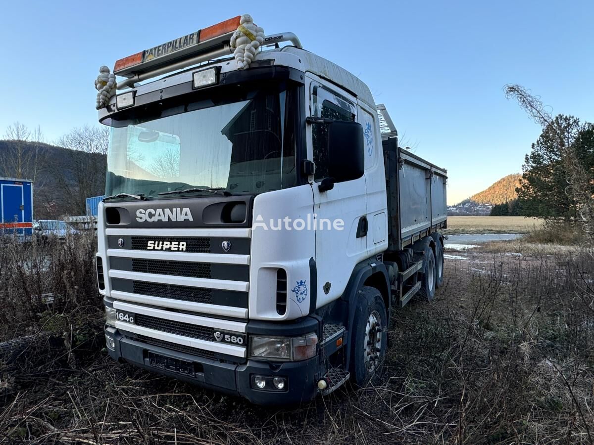 Prodaje se Scania R164GB 6X2 NZ kiper na aukciji