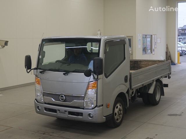 Nissan ATLAS kamion s ravnom platformom < 3.5t