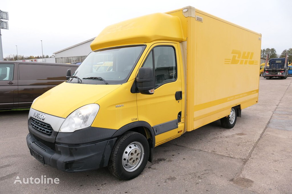 IVECO Daily 35 S11 C30C kamion furgon < 3.5t