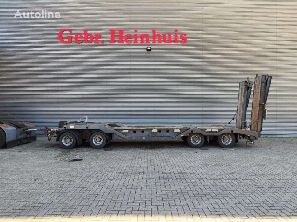 Schwarzmüller G404 Radmulden Ramps! prikolica sa niskom platformom