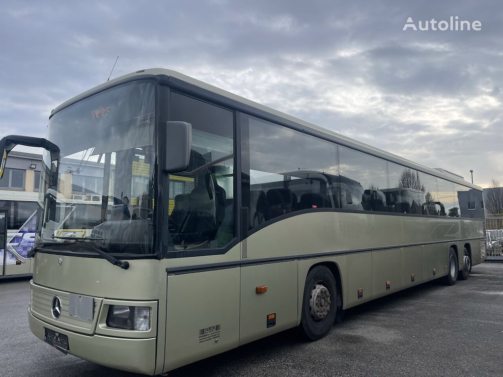 Mercedes-Benz Integro prigradski autobus