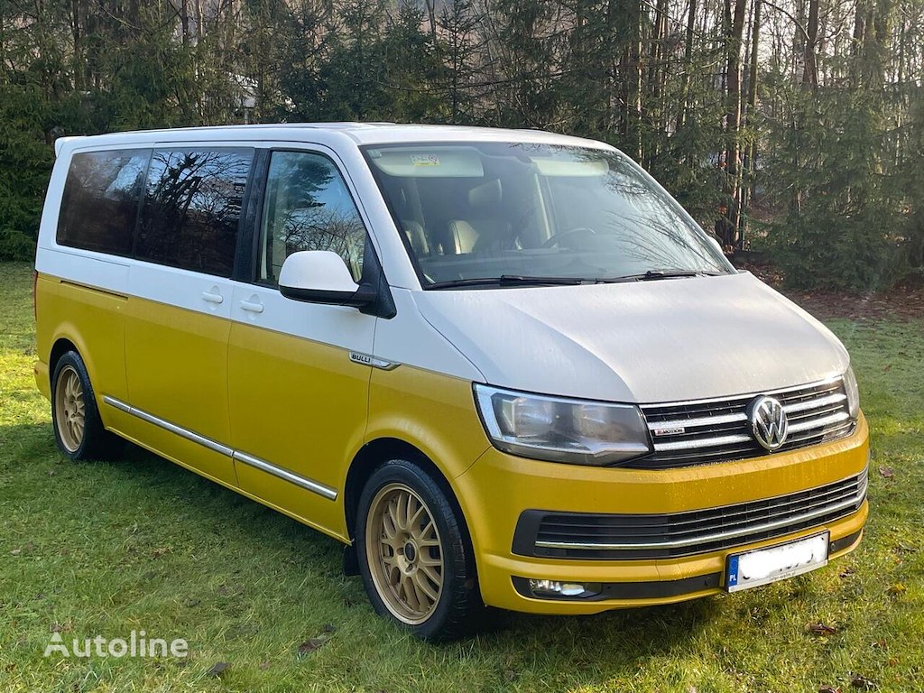 Volkswagen Caravelle putnički minibus