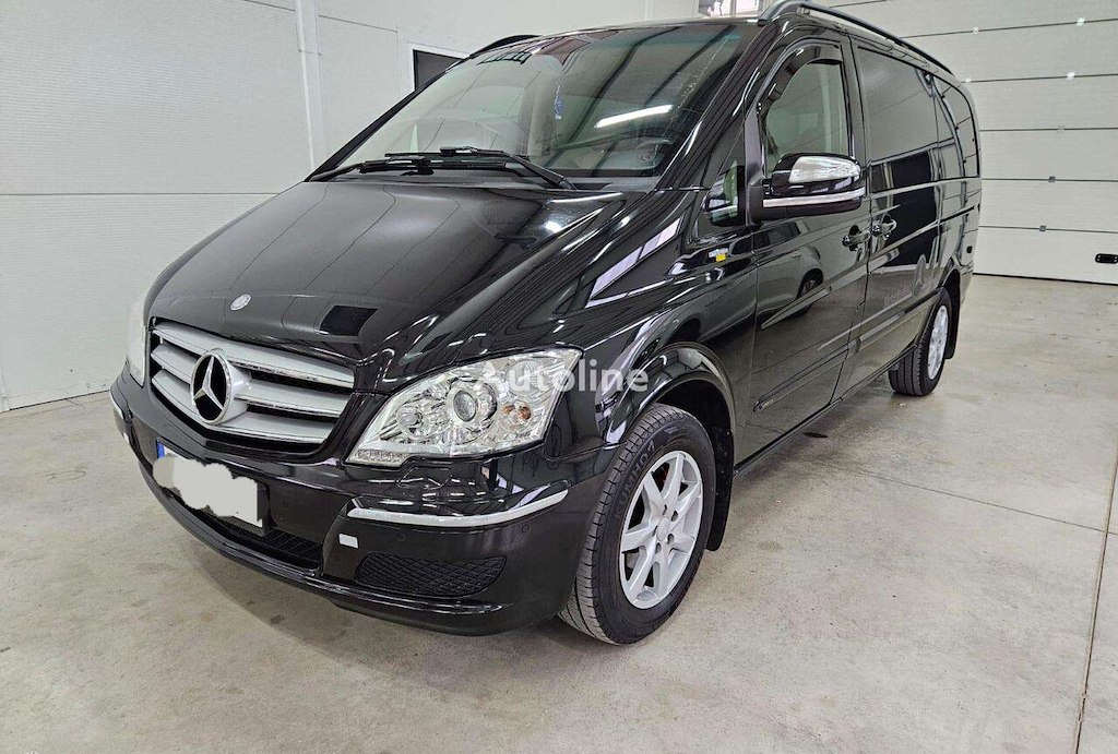 Mercedes-Benz Viano putnički minibus