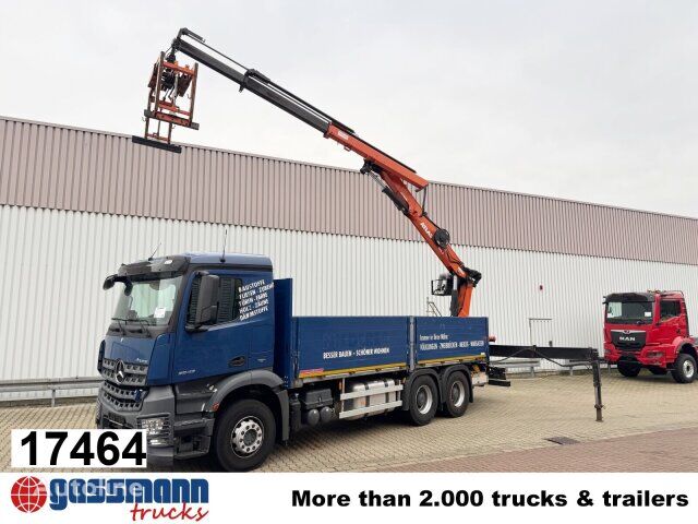 Mercedes-Benz Arocs 2642 kamion s ravnom platformom