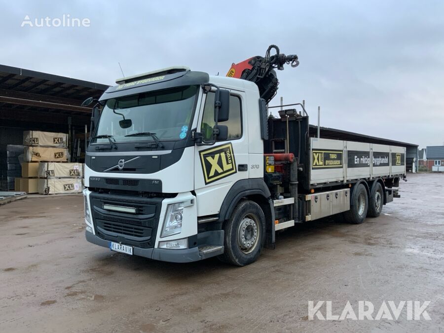 Prodaje se Volvo FM kamion s ravnom platformom na aukciji