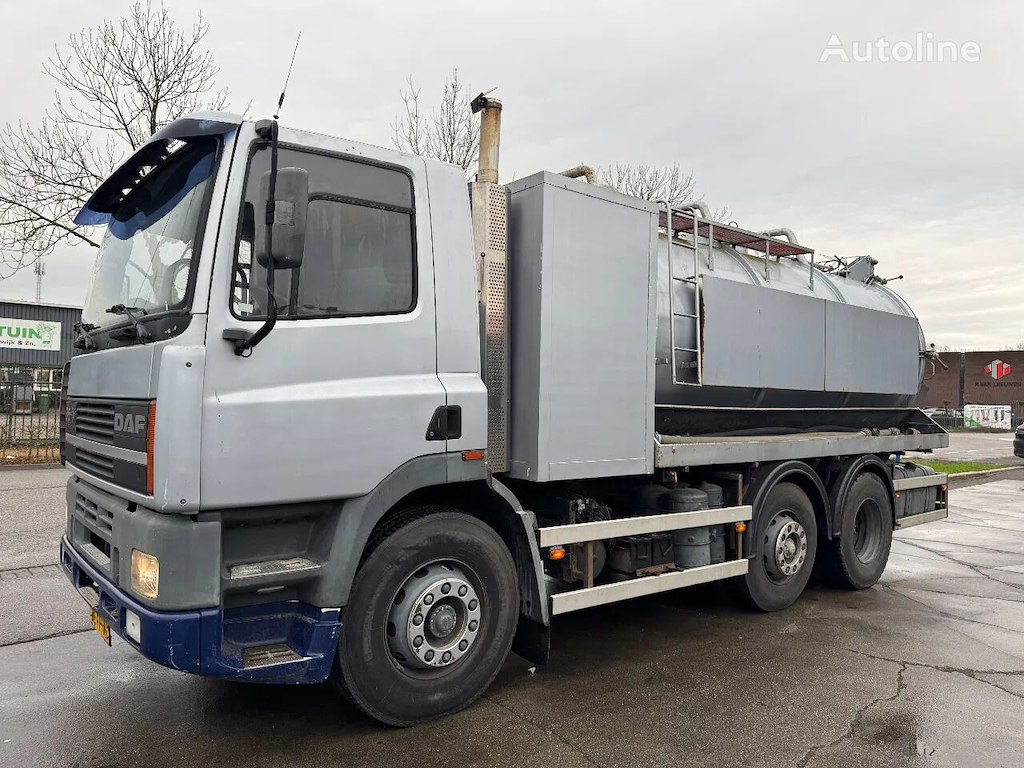 DAF 85.330 6X2 - VACUUM CLEANER + LIFT/STEERING AXLE autofekalac