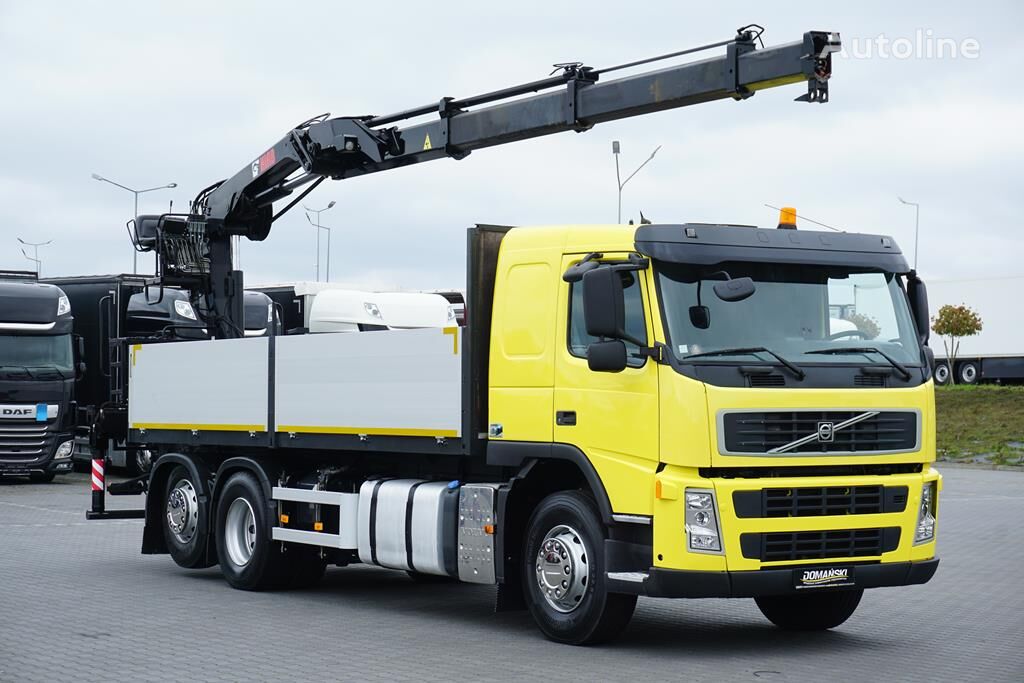 Volvo FM 440 kamion s ravnom platformom