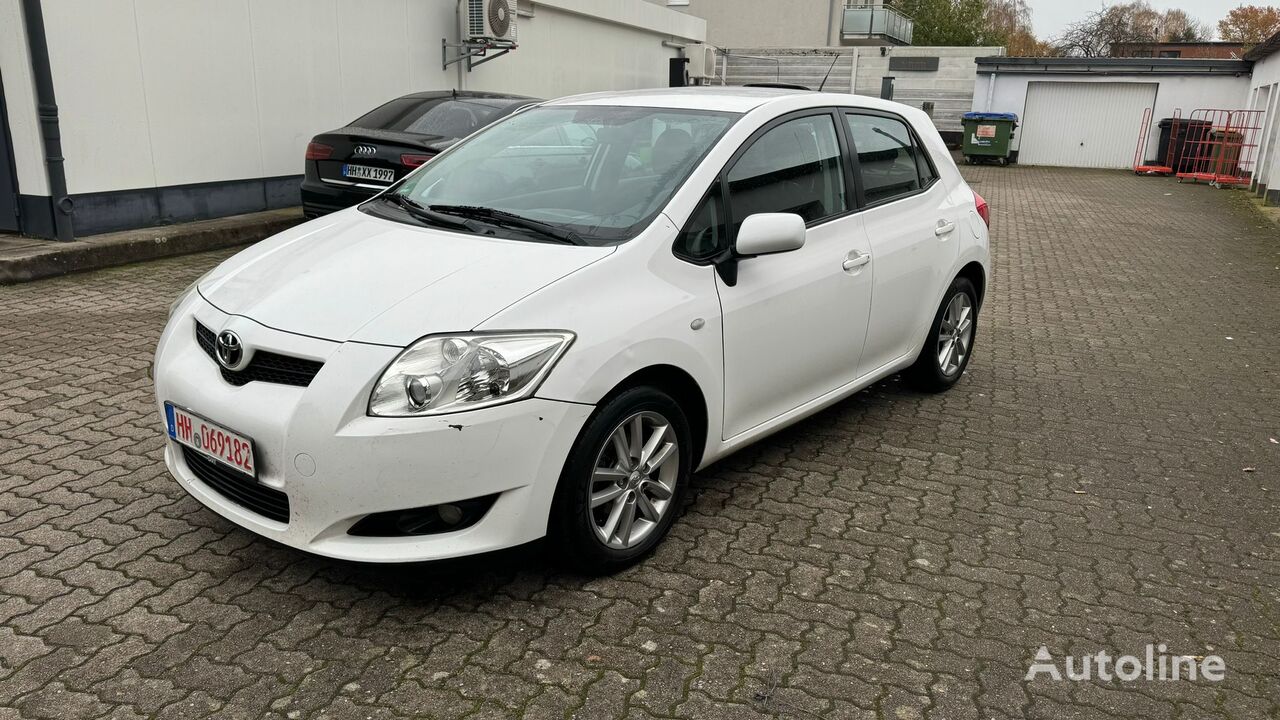 Toyota AURIS 1.6 16V PETROL KLIMA TOP! hečbek