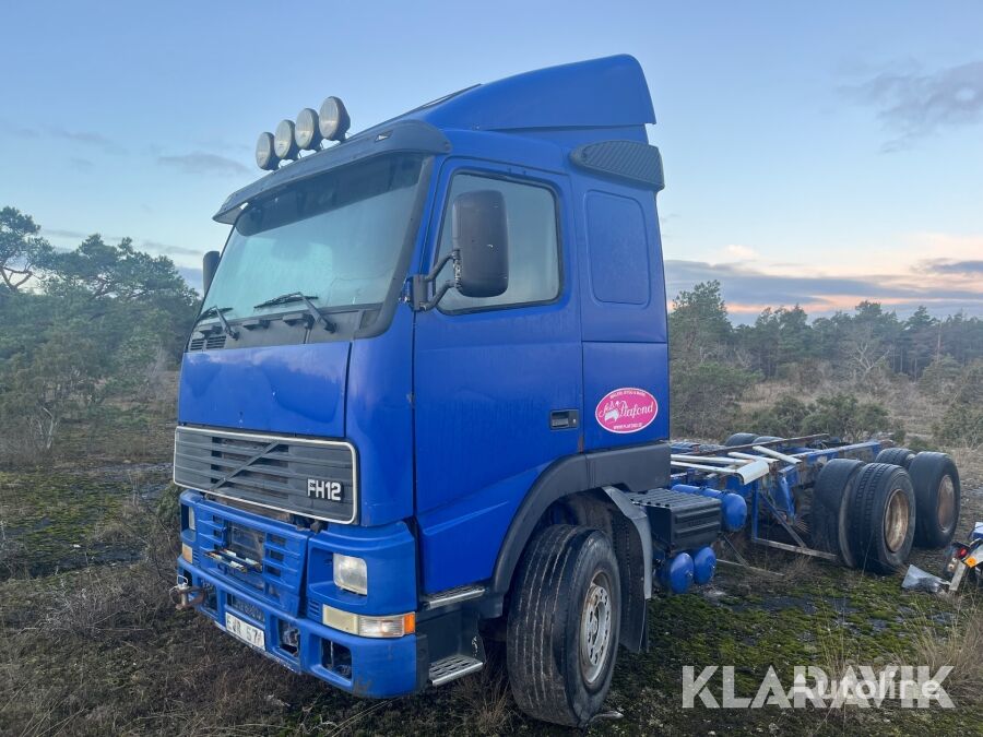 Prodaje se Volvo FH12 kamion šasija na aukciji