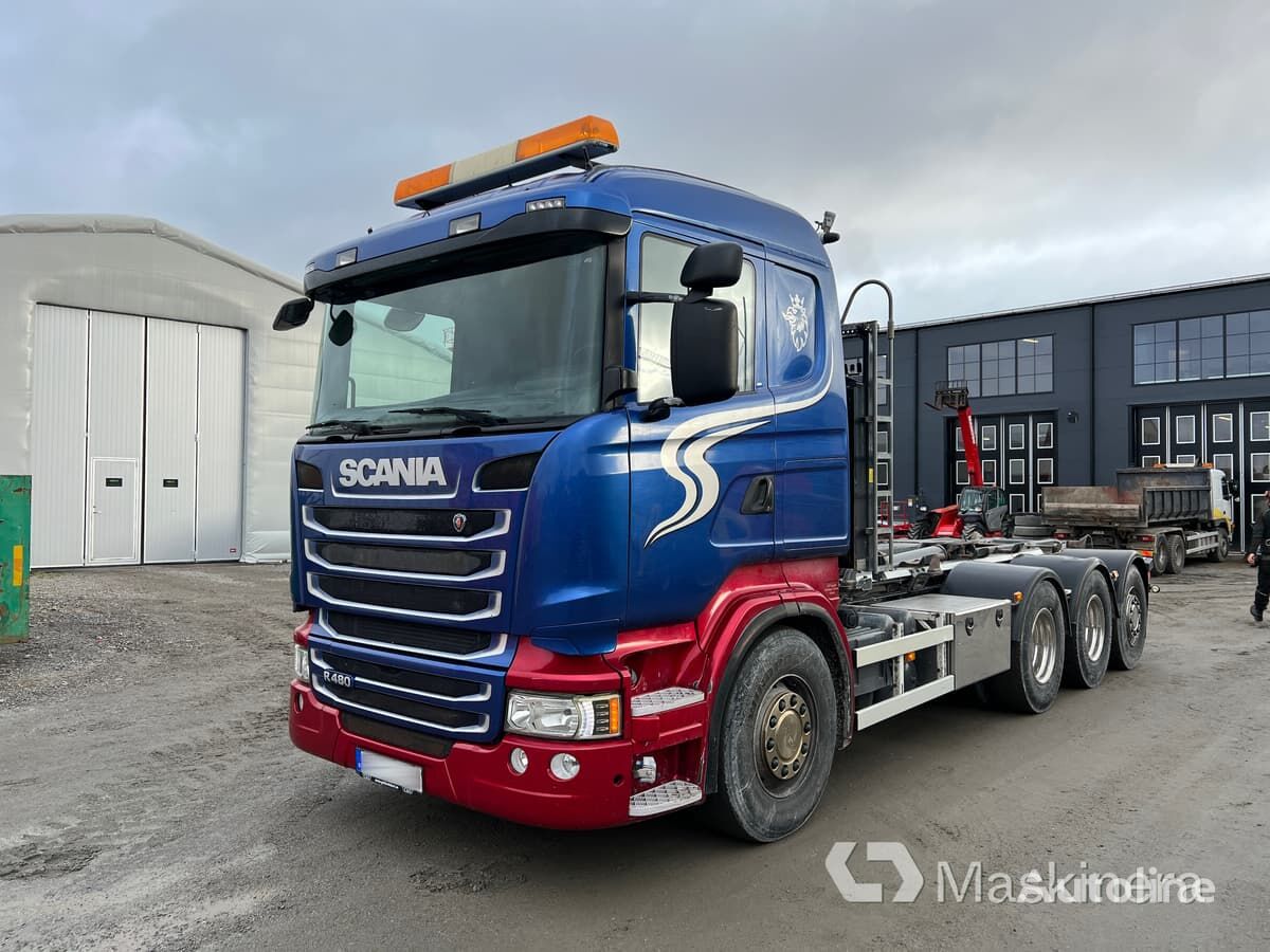 Prodaje se Scania R480 rol kiper sa kukom na aukciji