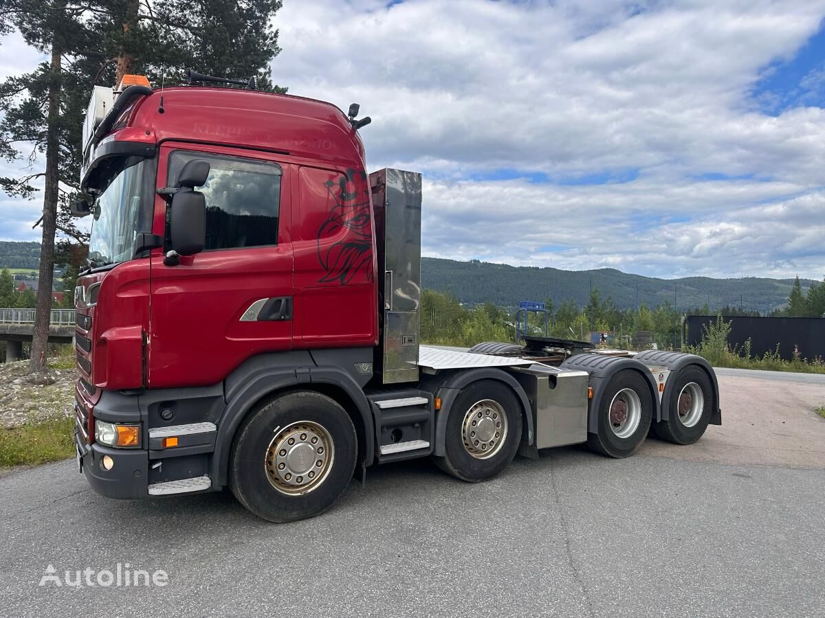 Prodaje se Scania R730 tegljač na aukciji