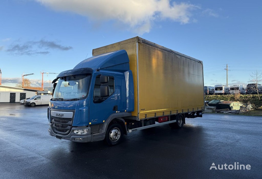 DAF LF220 108 kamion sa klizna zavesa cerada