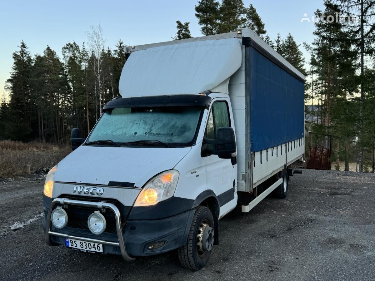 Prodaje se IVECO Daily kamion s ceradom na aukciji