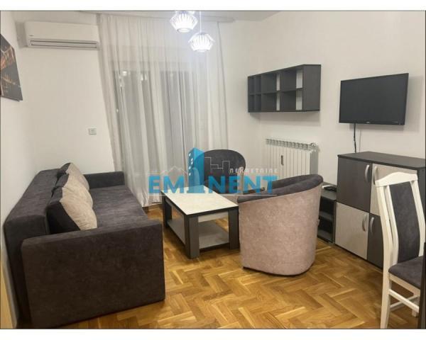 Ruzveltova, Dvosoban stan za izdavanje, 45m2, 700€