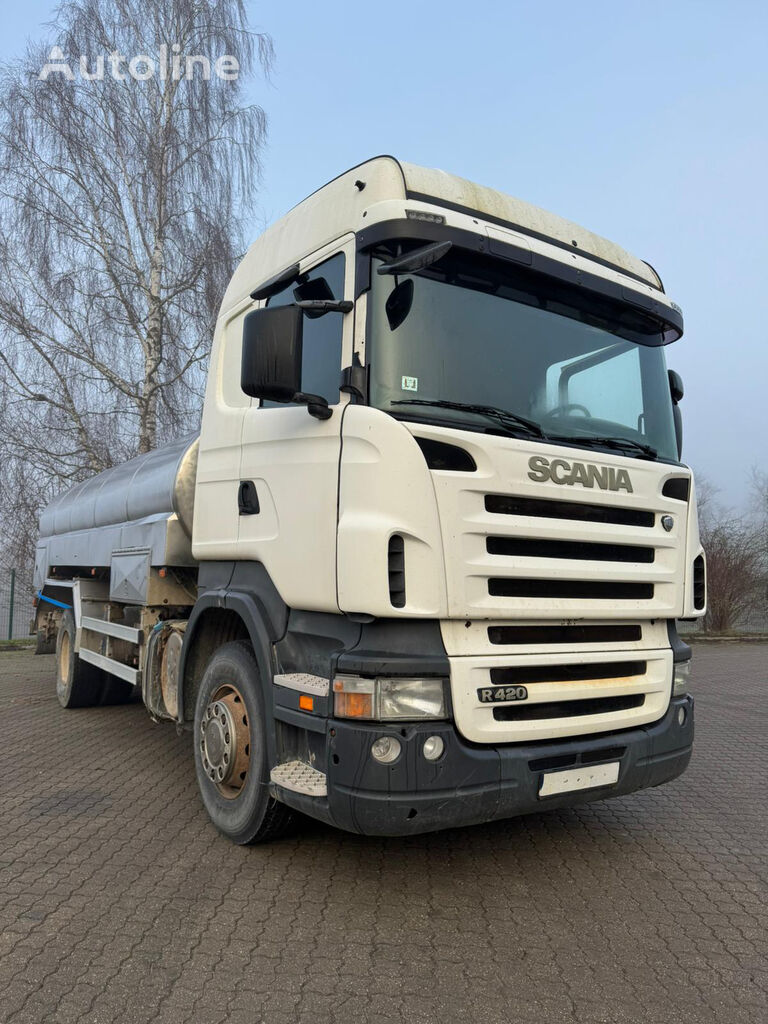 Scania R420 autocisterna za mleko