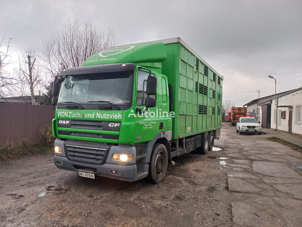 DAF CF85.410 kamion za prevoz stoke