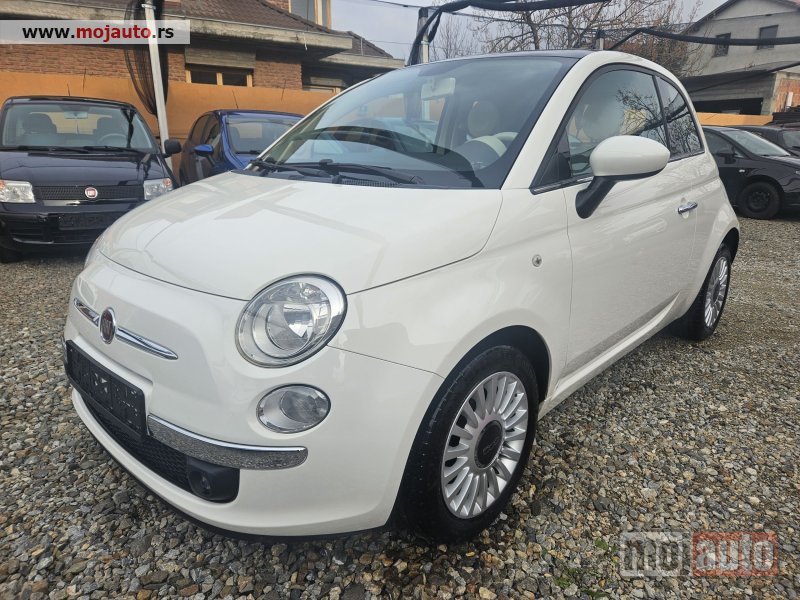 Fiat 500 AUT NAVI PANO