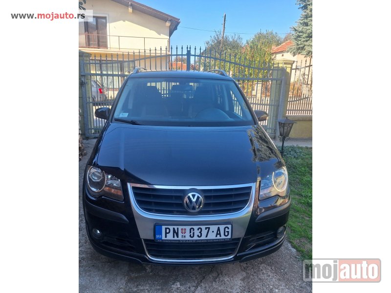 VW Touran Cross 2.0 TDI DSG