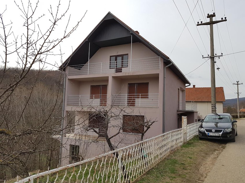 3-etažna kuća na prodaju - Krajkovac - 400m2 + 200m2