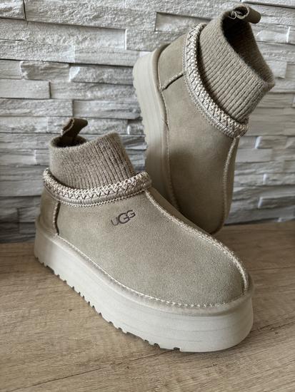 Ugg tazz sa carapom