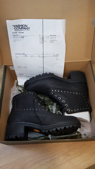 Timberland cizme 40 NOVO