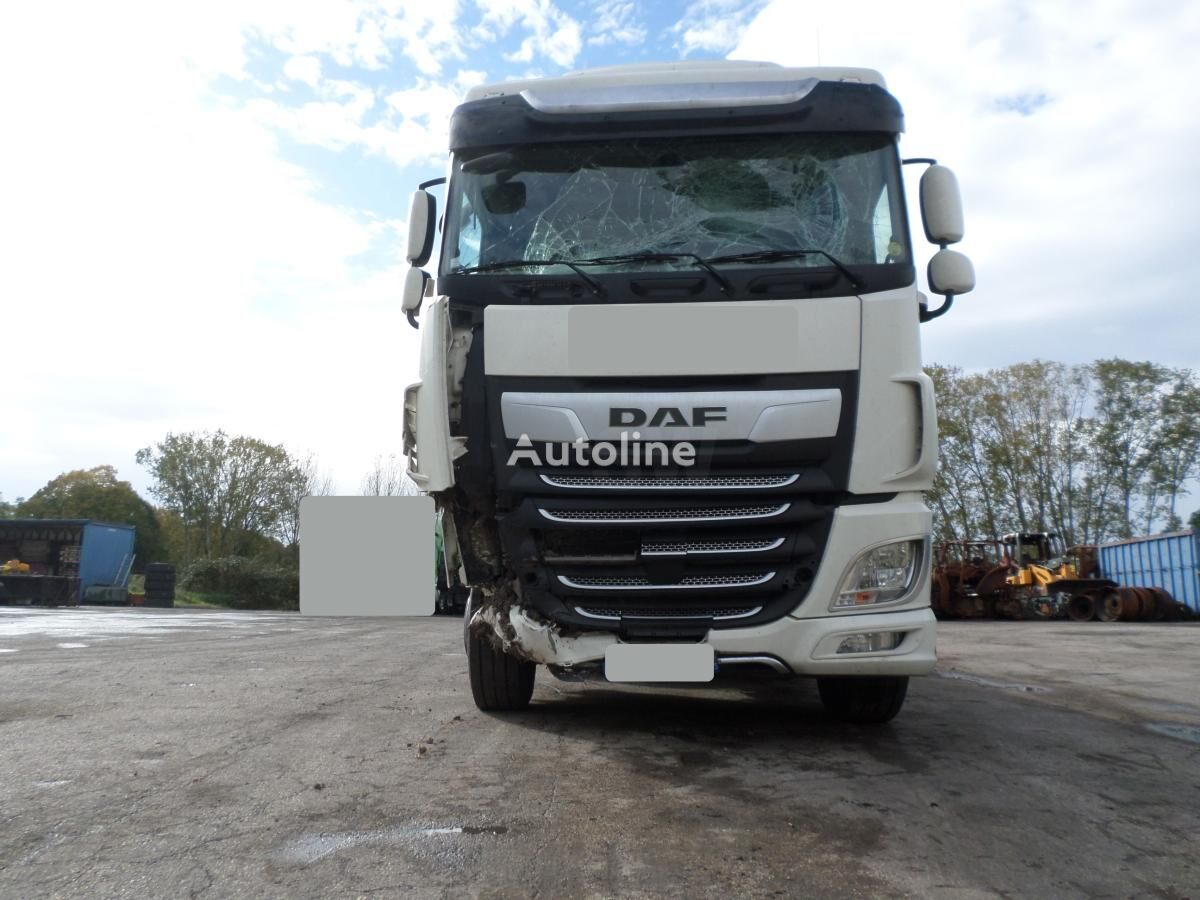 DAF XF 480 tegljač nakon udesa