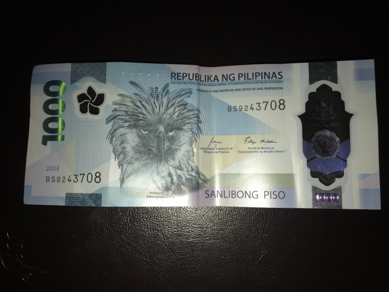 FILIPINI 1000 PISO.