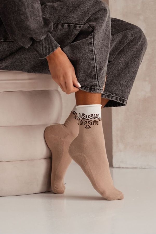 MILENA WOMEN'S CHRISTMAS HALF TERRY SOCKS UNIQUE NON-PRESSURE STAR BEIGE
