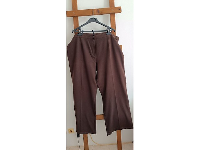 Braon pantalone vel.54