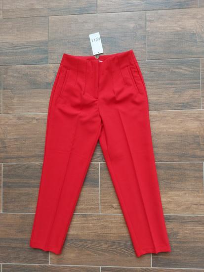 Crvene pantalone - Zara model