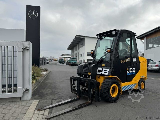 Kamiona
JCB TLT 35-22E Teletruk / Verstellgerät / nur 360h!