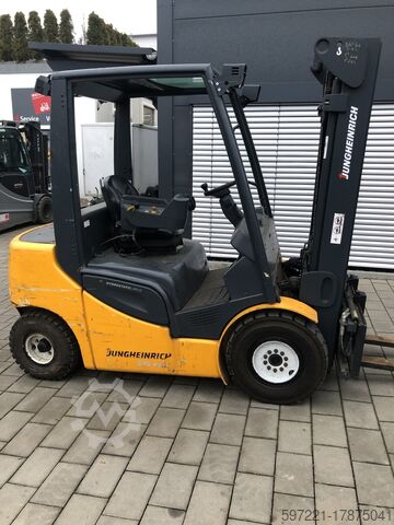 Kamiona
Jungheinrich DFG 425s (Reserve!HP )