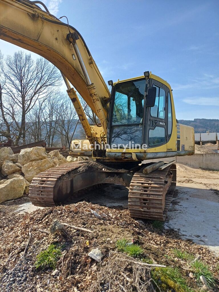 Komatsu PC210 bager guseničar