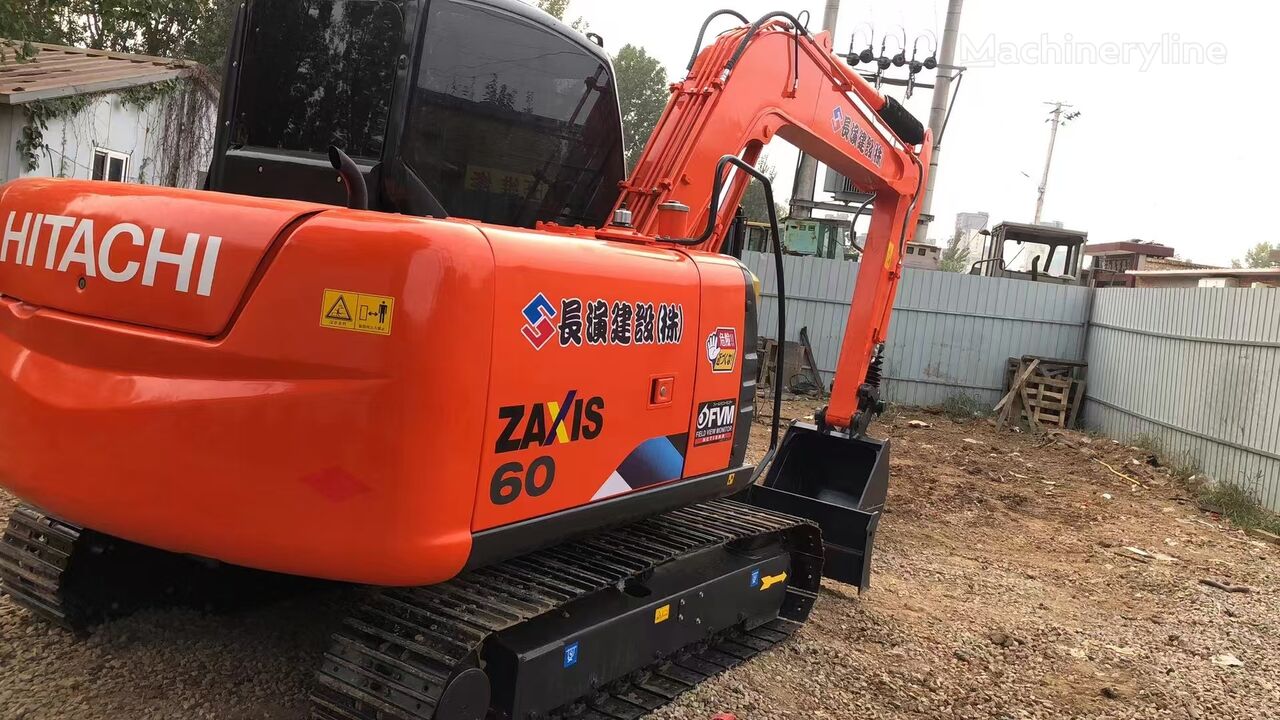 Hitachi ZX60 bager guseničar