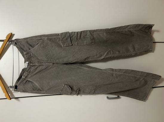 Zara pantalone cargo
