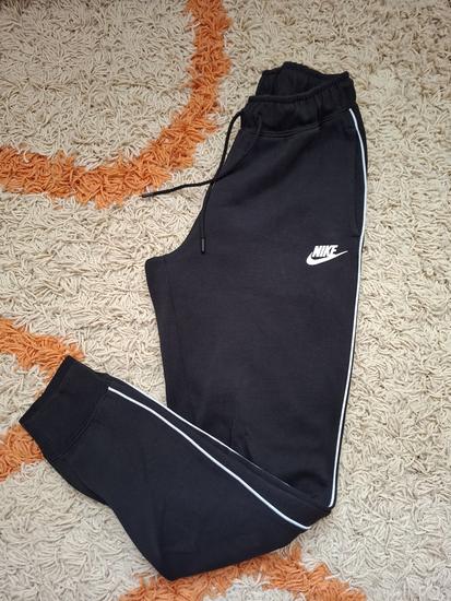 Nike original donji deo trenerke