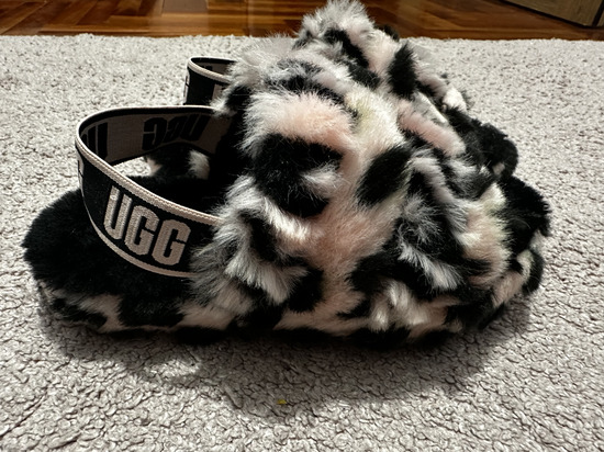 UGG cupave papuce vel 31