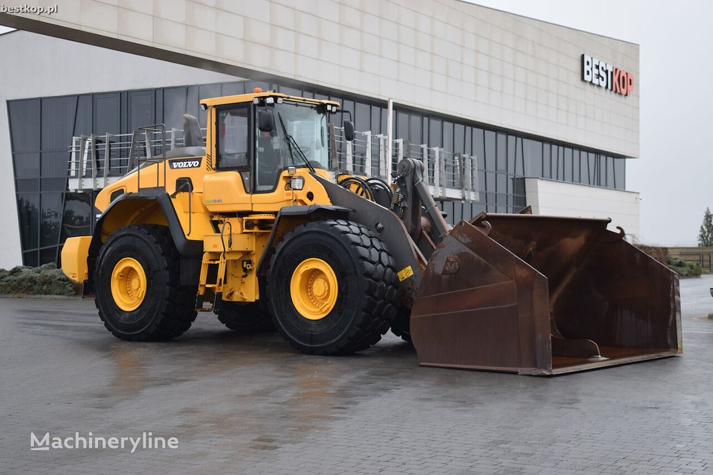 Volvo L220H prednji utovarivač