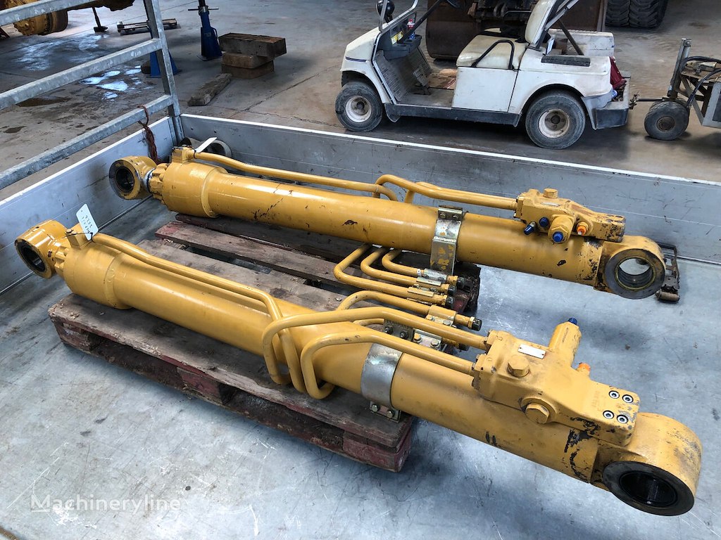 Caterpillar 322B Boomcylinder OEM 1184166
