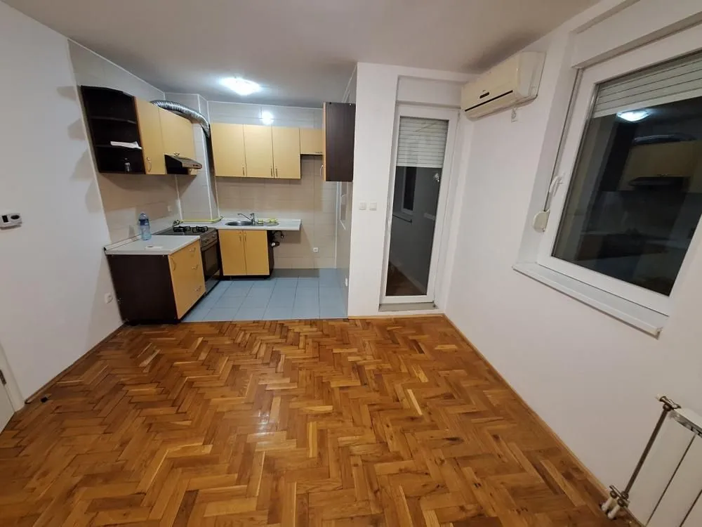 Izdavanje, jednosoban stan, 46m2, Grbavica, Novi Sad, Novi Sad