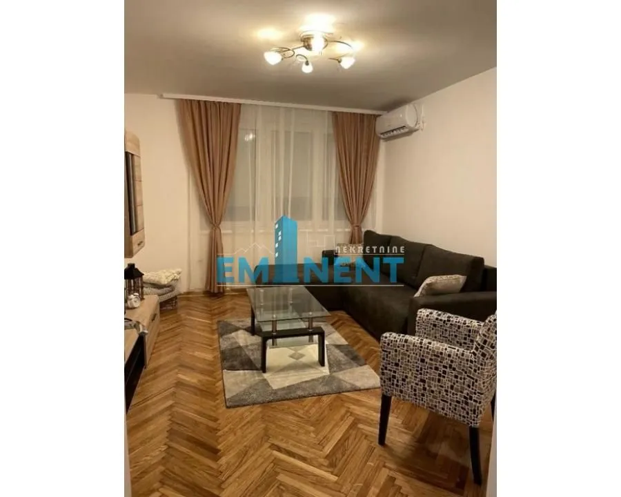 Izdavanje, dvosoban stan, 60m2, Dorćol, Beograd