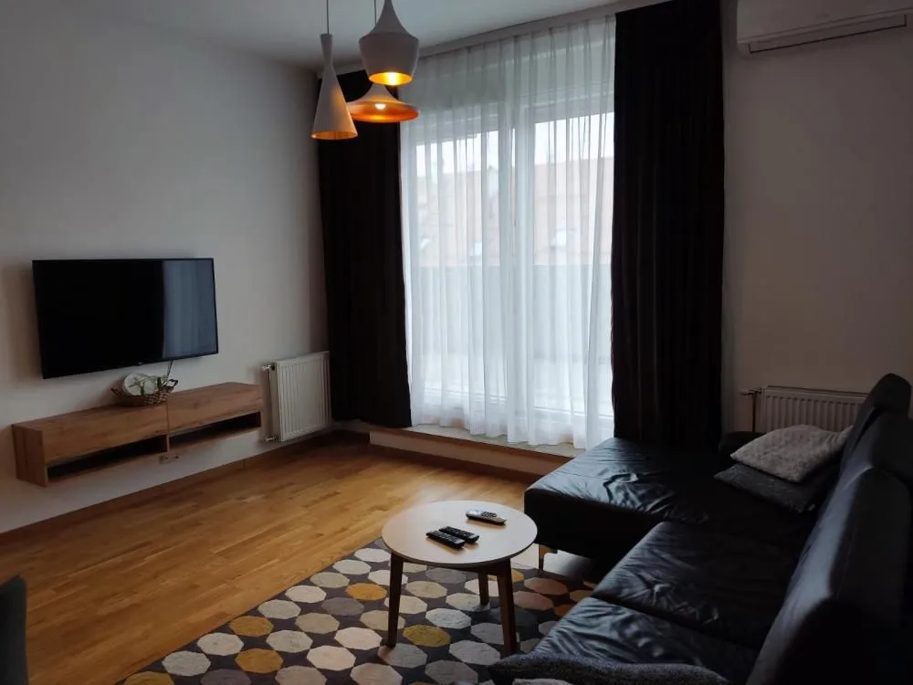 Izdavanje, četvorosoban stan, 92m2, Podbara, Novi Sad, Novi Sad