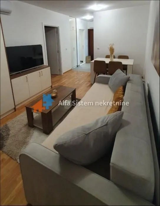 Izdavanje, dvosoban stan, 45m2, Voždovac, Beograd