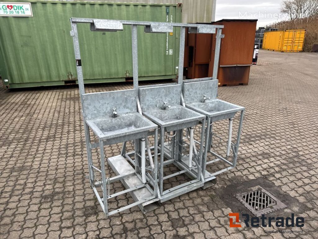 Prodaje se Vaskestation / Washing Station - A0025057 industrijsku sudoperu na aukciji