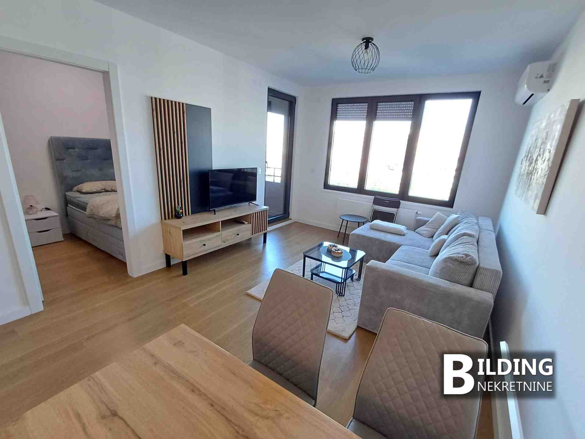 Novi Beograd,Lastavice,lux,nov, garaža ID#817729 850 €