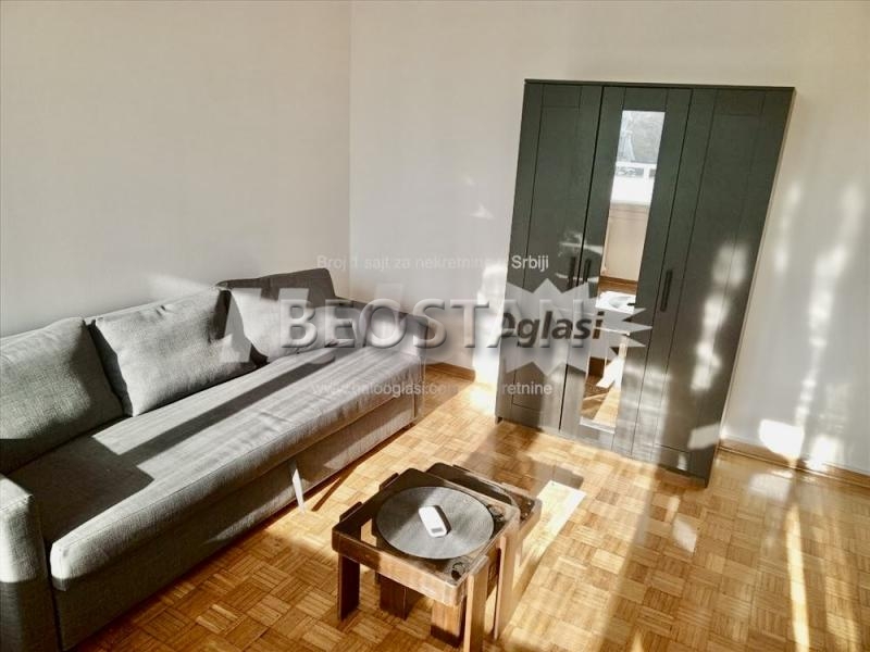 Novi Beograd - Blok 70 #60269 600 €