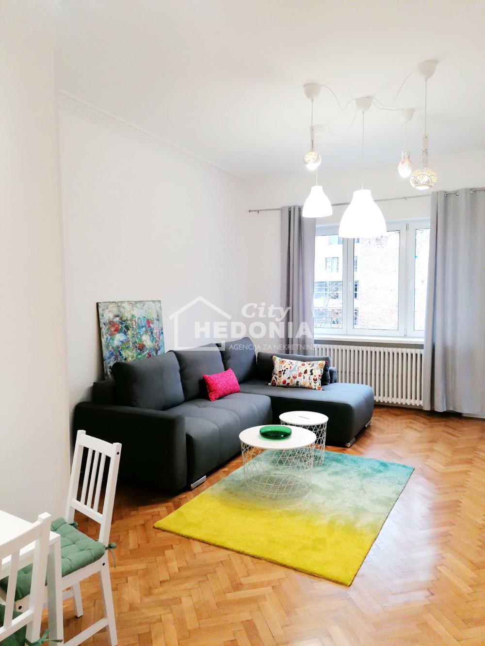 Trg republike, izdavanje, 2.0, lux, namešten ID#9764 1.200 €