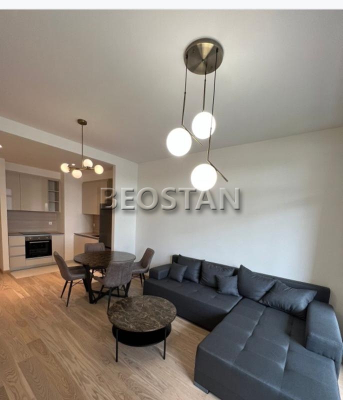 Centar - Beograd na vodi BW #660250 1.209 €