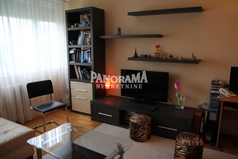 Stari Merkator, 1.5, 45m2, renoviran, namešten ID#5353 680 €